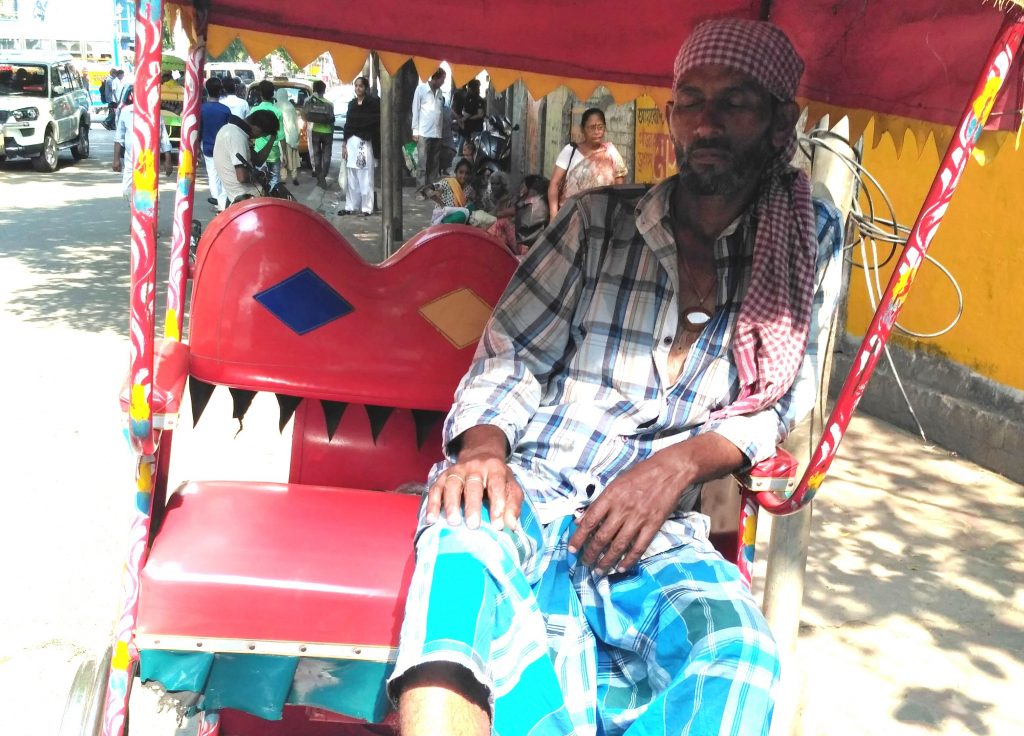 Fast, or earn a living for family? The dilemma of Muslims involved in ...